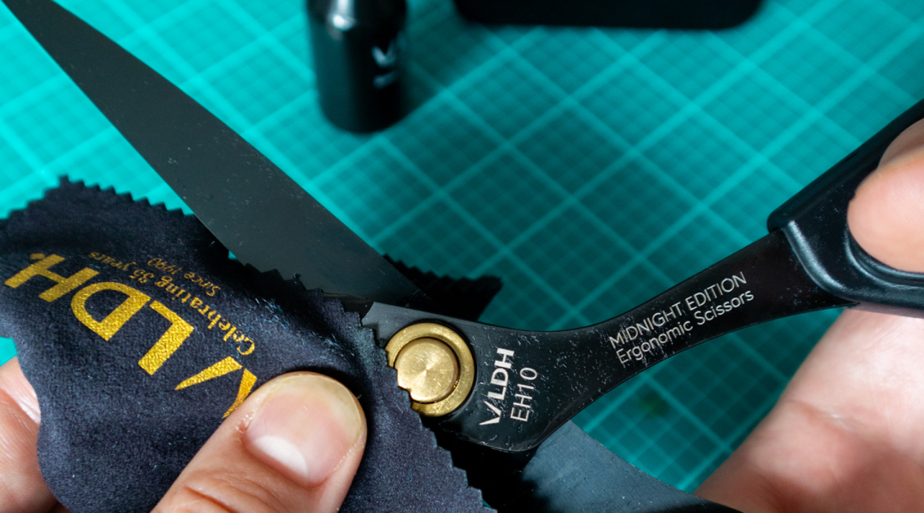 5 Tips for The Ultimate Scissor Care Guide – LDH Scissors